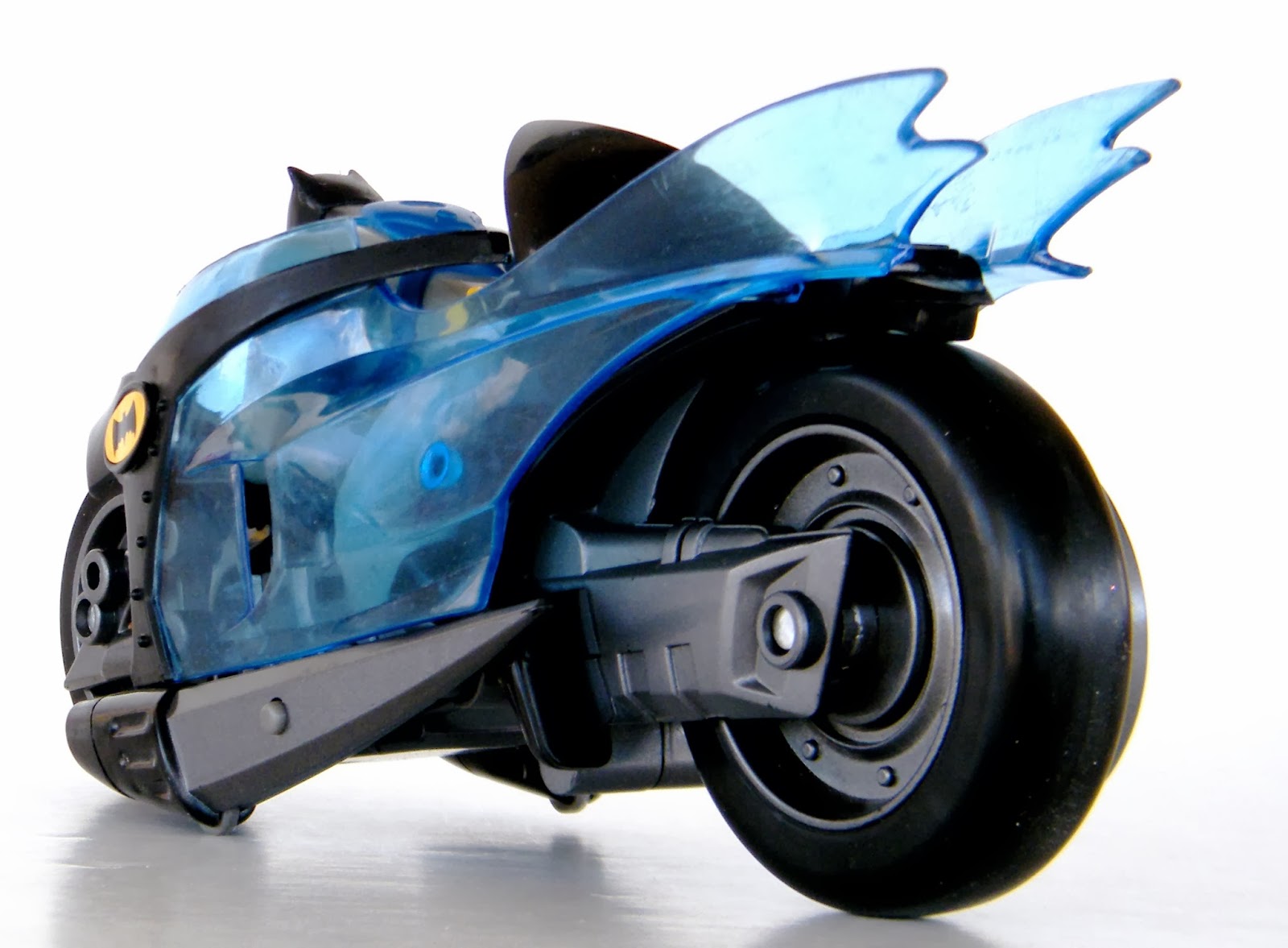Toys and Stuff: Mattel 2004 Dark Knight G3439 DC Comics Batcycle