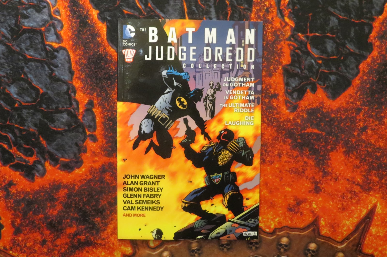 Name Forthcoming: Review: Batman Vs Judge Dredd
