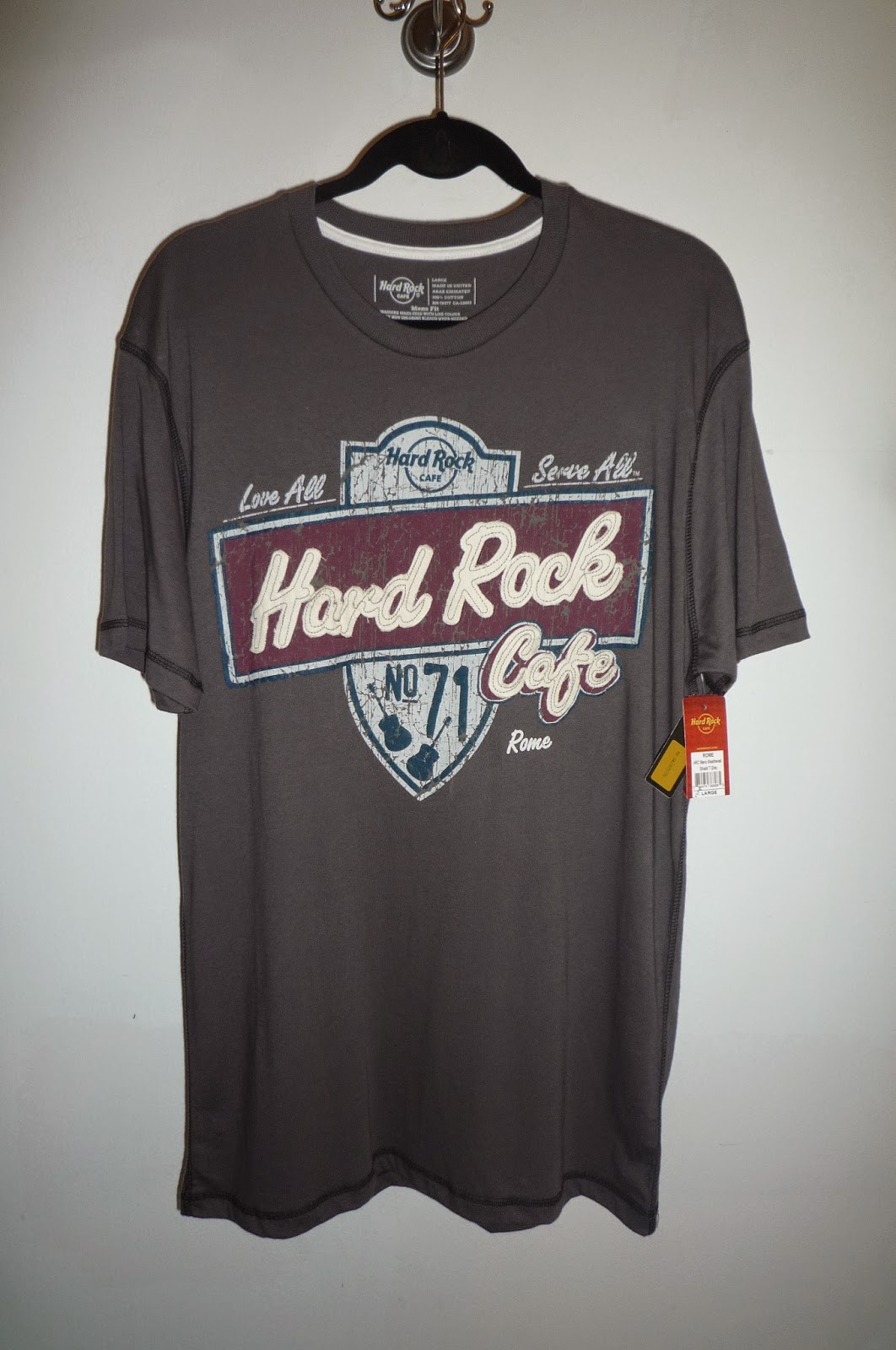 Busybeeroom Welcomes You: HARD ROCK CAFE "ROME" WEATHERED SHIELD TEE