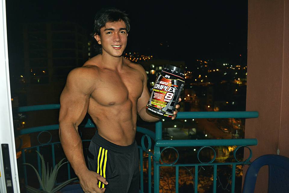 the beauty of male muscle: Daniel