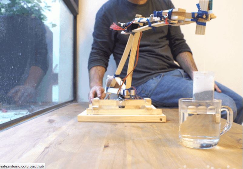 Membuat Tangan Robot Otomatis dengan barang Bekas