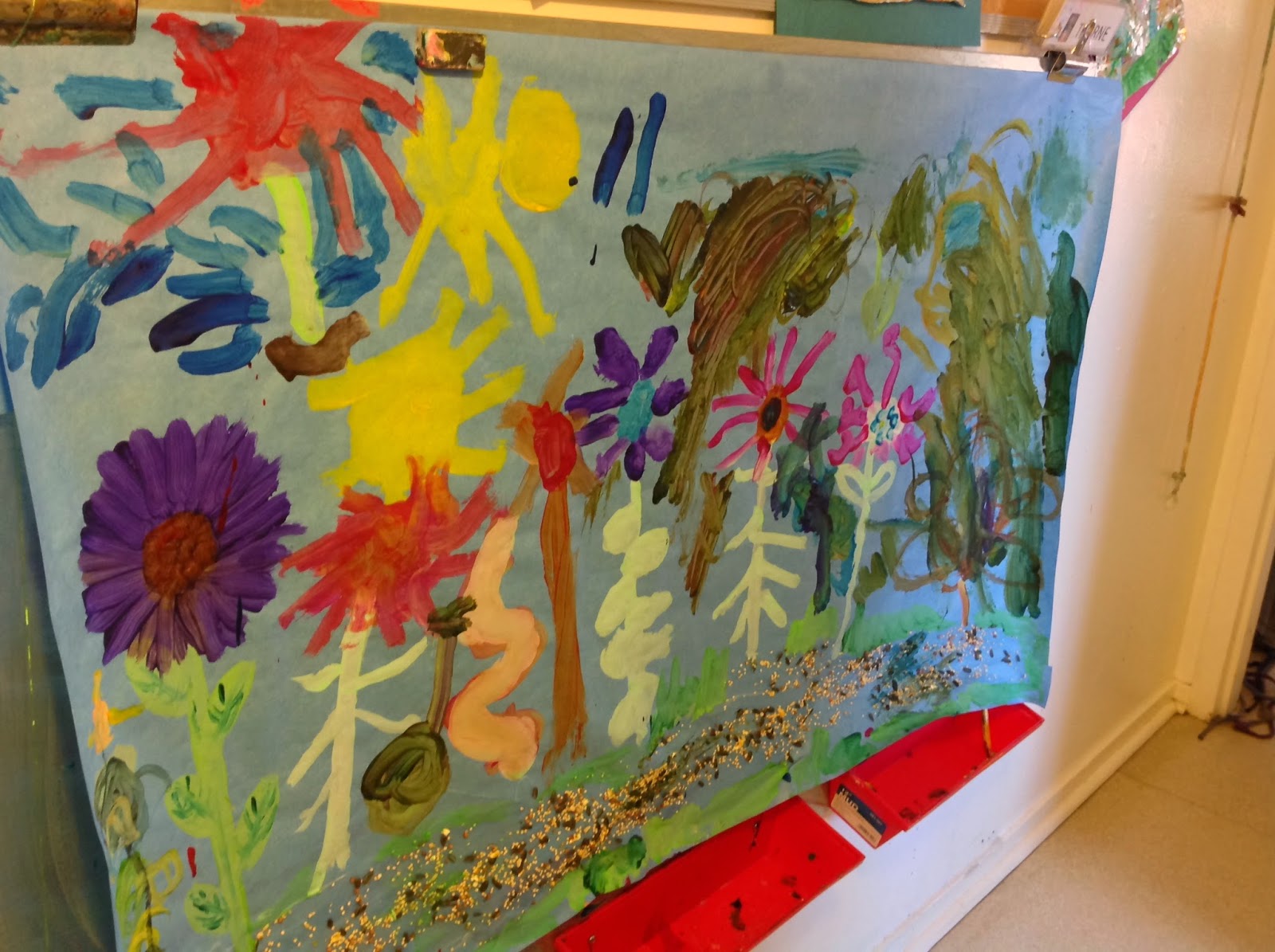 Playfully Learning: Cooperative Spring Mural