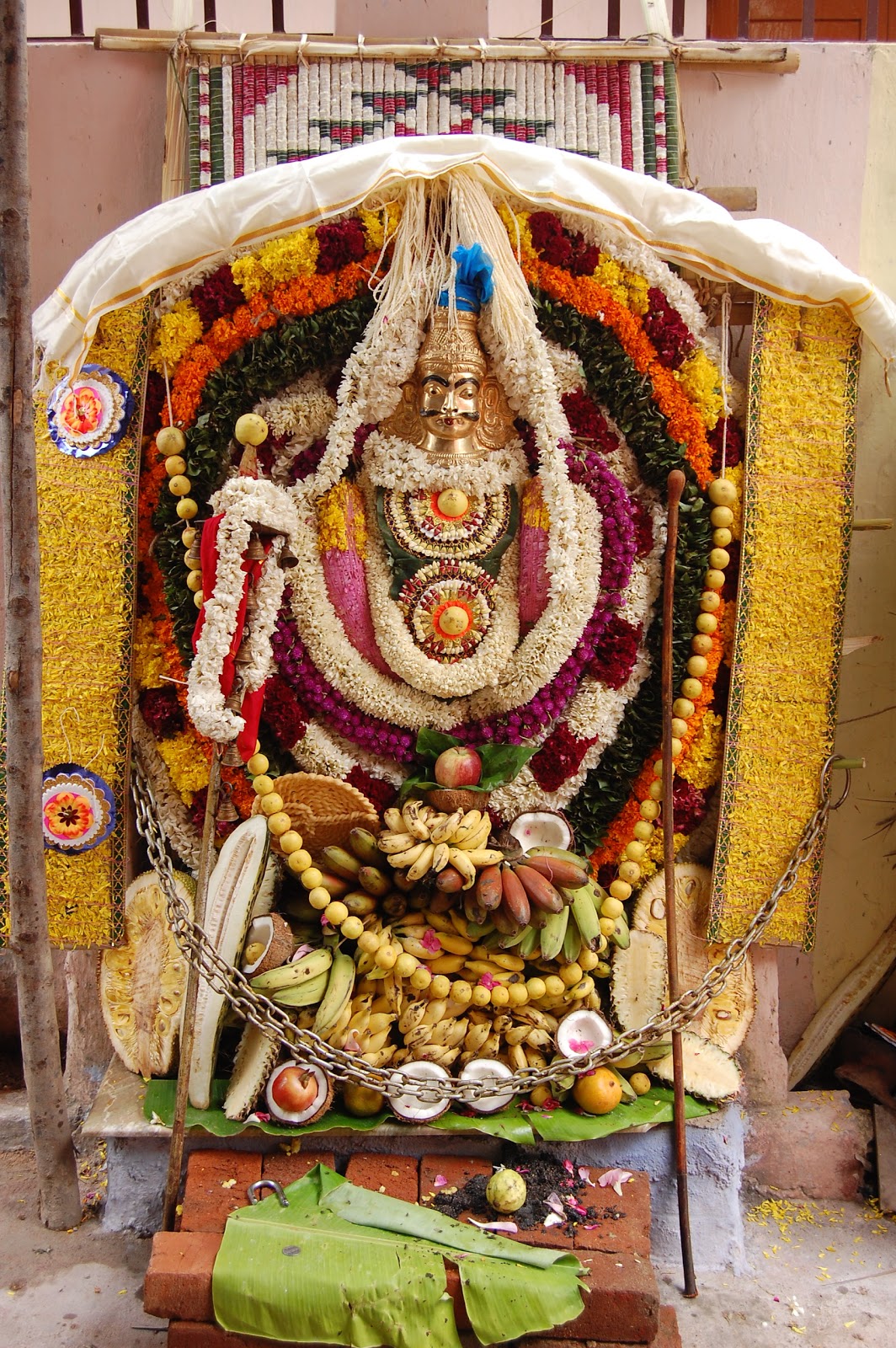 R.Karthik Ganesh: Sangili mada Swamy from Neerali karai street ...