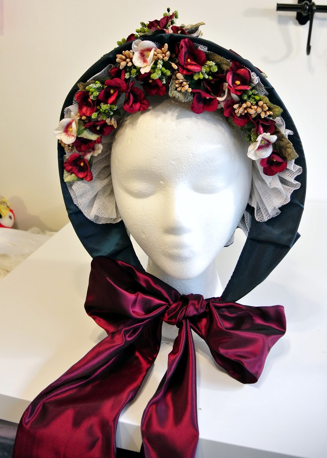 That's Sew Minnesota : Trimming an 1860s Bonnet