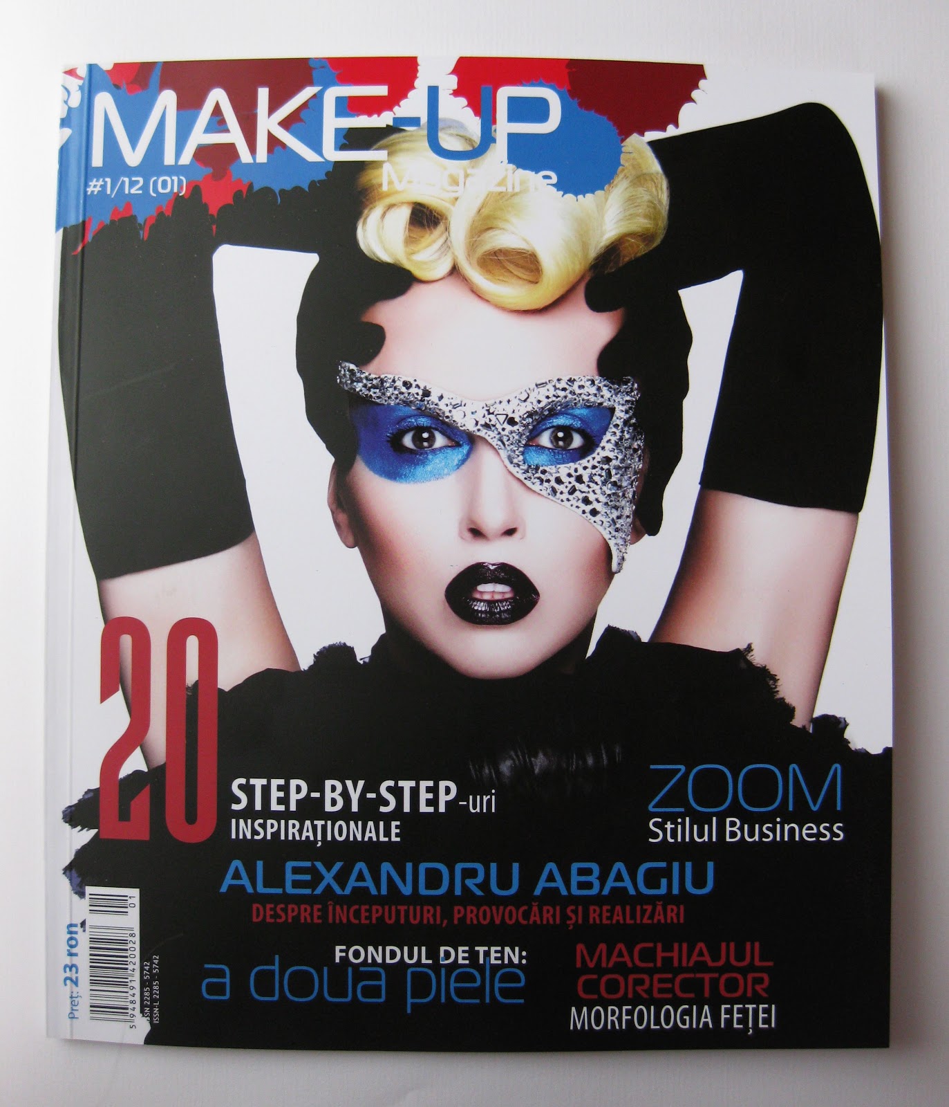 Pixiedust Visuals: Make-Up Magazine