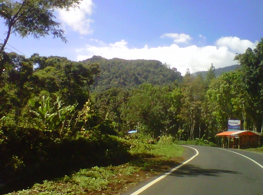 Keindahan Pemandangan Alam Pegunungan Trawas Jawa Timur