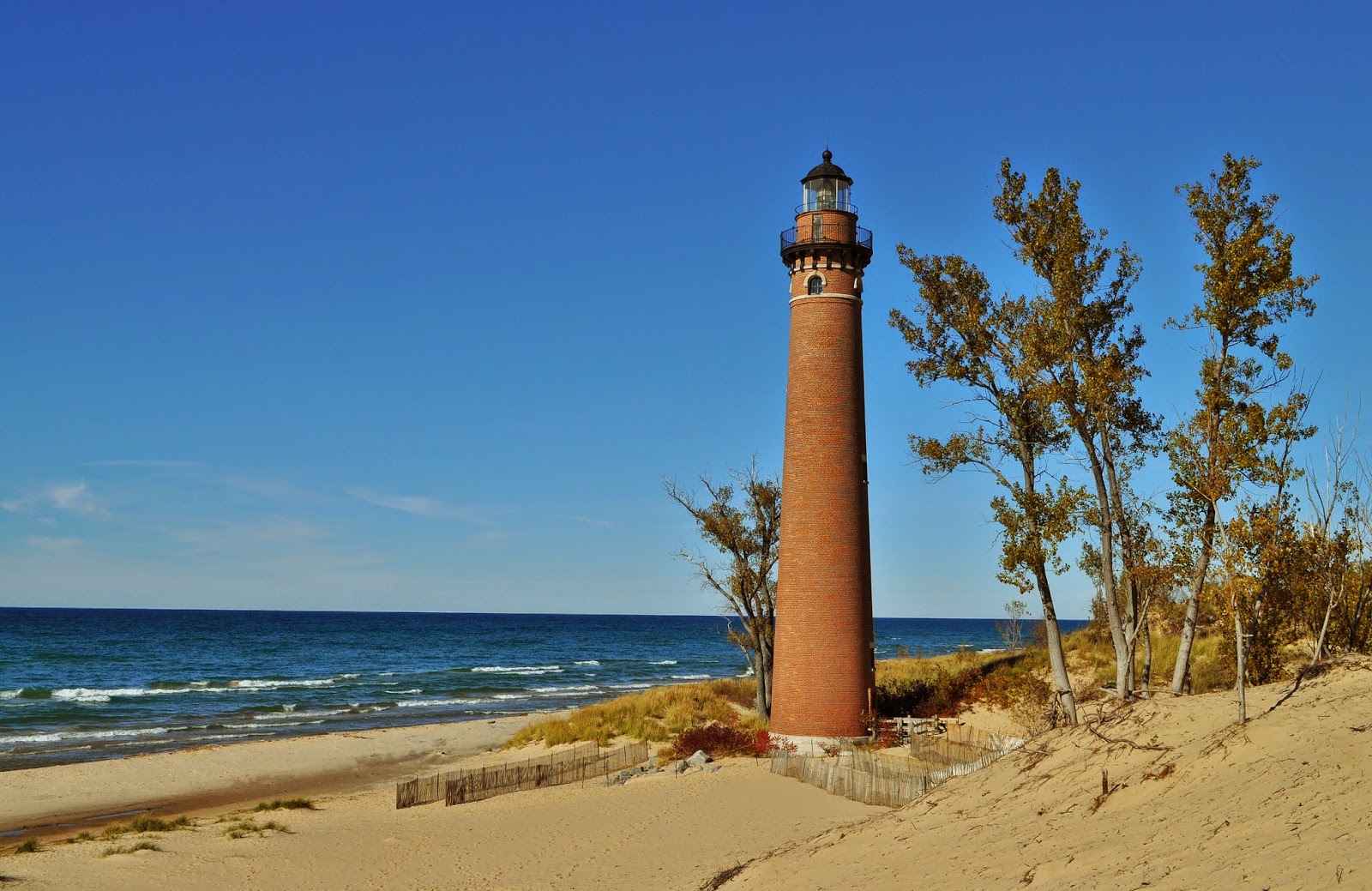 WC-LIGHTHOUSES: LITTLE SABLE POINT LIGHTHOUSE-MICHIGAN