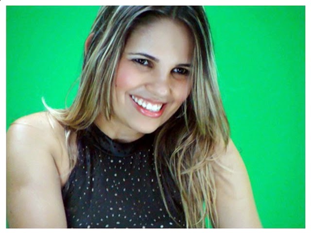 Sâmya Maia cantora da banda Magnificos, cantará pela primeira vez na ...