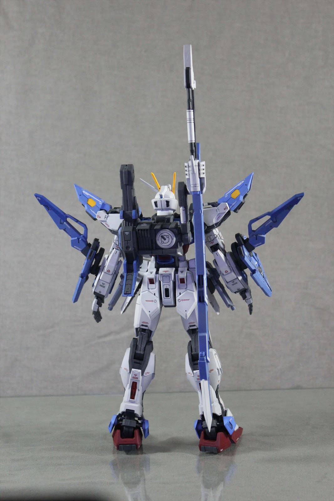 GUNDAM GUY: MG 1/100 GAT-X105E Sword Strike Gundam - Customized Build