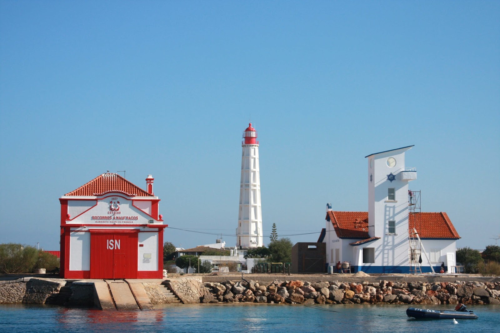 The Wanderer's Chronicles: Chronicles from Algarve | A Cruise in Ria ...