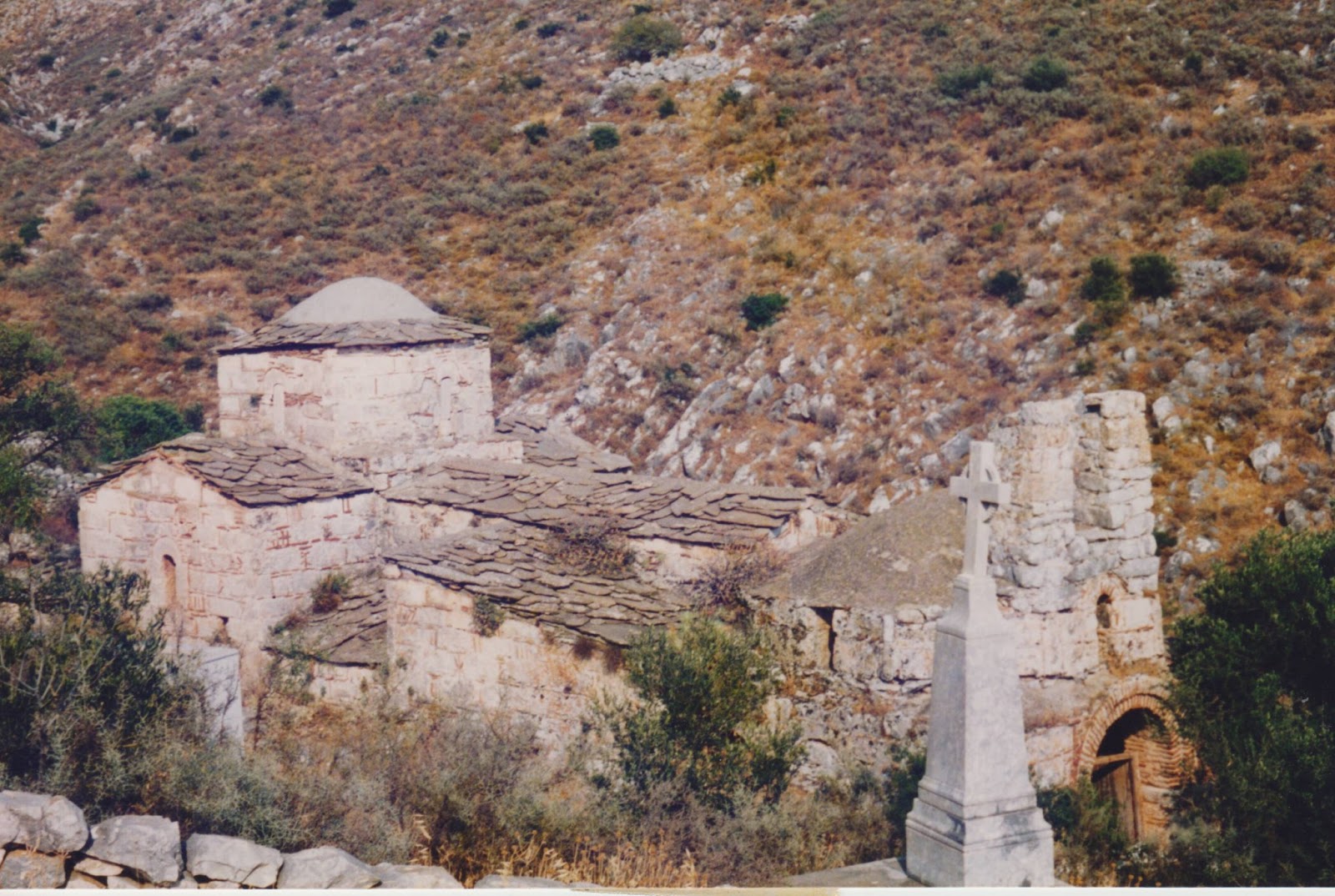 ΜΕΣΑ ΜΑΝΗ : ΜΑΝΗ: Κάτω Μπουλαριοί - Δίπορο - Πάνω Μπουλαριοί, ΑΗ ΣΤΡΑΤΗΓΟΣ.