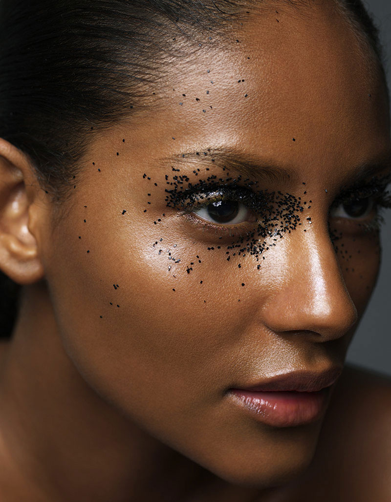 Emanuela de Paula: Ensaio: James Houston