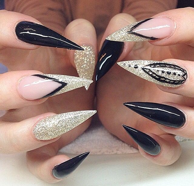 Uñas en punta 2017 o uñas stiletto 2017