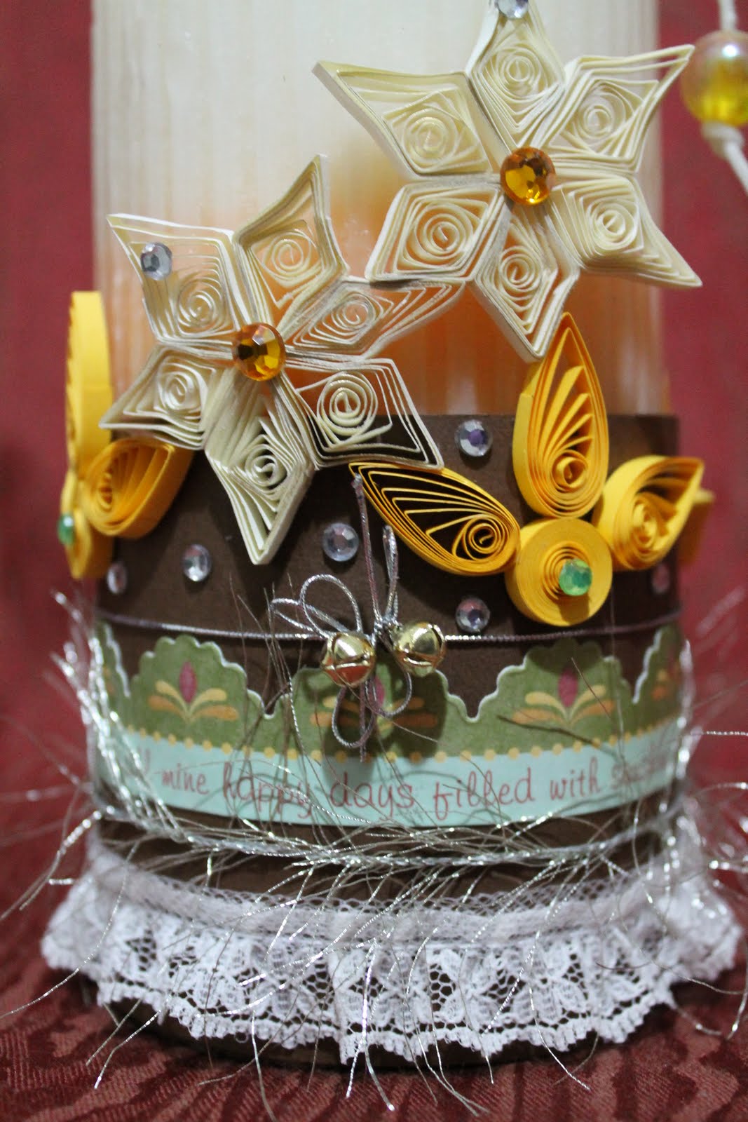 Archi's CraftCave!: Quilled Collar For Candle!