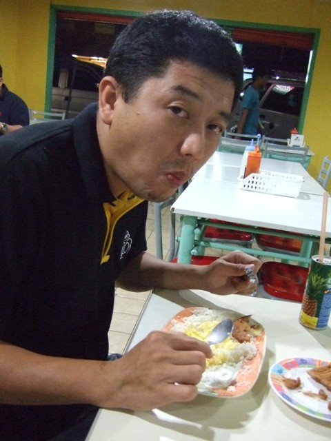 ERICJAZ FOODIES: TUDING'S ORIGINAL PORKCHOP HOUSE