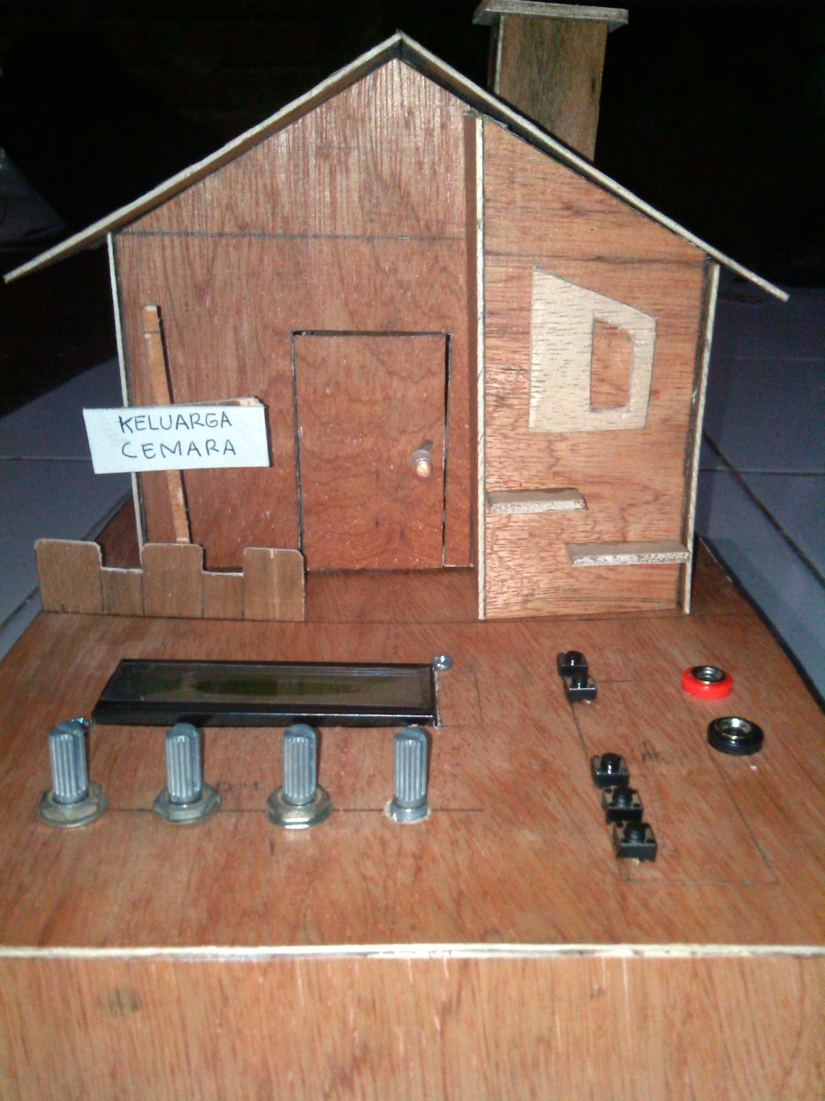 Ikhwandhia: “PROTOTYPE PENGAMAN PINTU RUMAH BERBASIS MIKROKONTROLER ... Ikhwandhia: “PROTOTYPE PENGAMAN PINTU RUMAH BERBASIS MIKROKONTROLER ...