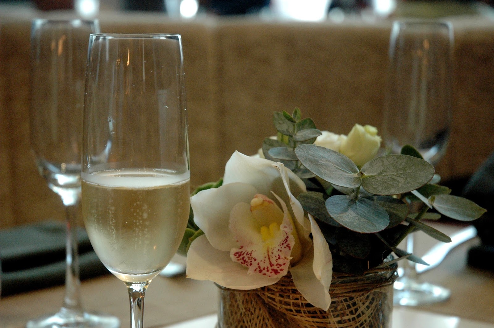 DUDE FOR FOOD: A Bubbly Brunch: A Weekend Champagne Brunch at Alfred