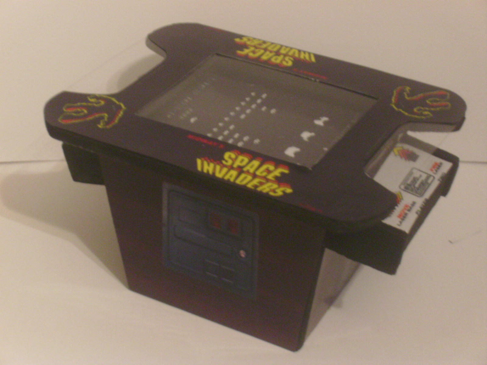 Retro Heart: Pac Man / Space Invaders Cocktail Table Models