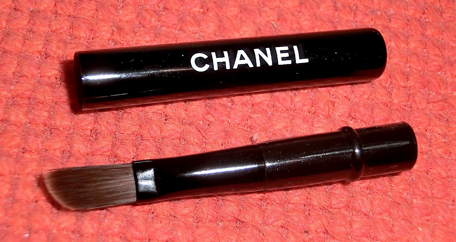Dream a little dream of beauty: Chanel illusion d'ombre creamy eyeshadows