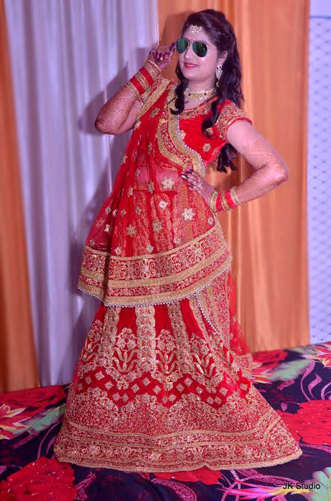 The Blushing Bride: Ira Sharma - Deck and Dine