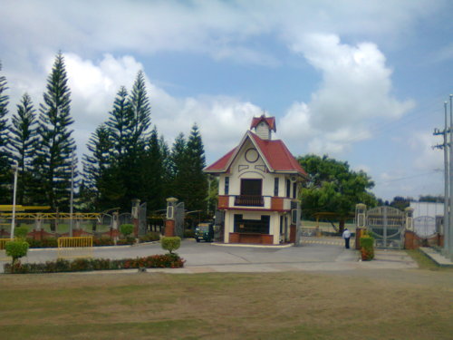 Dince's Chronicles: CAVITE STATE UNIVERSITY - MAIN CAMPUS