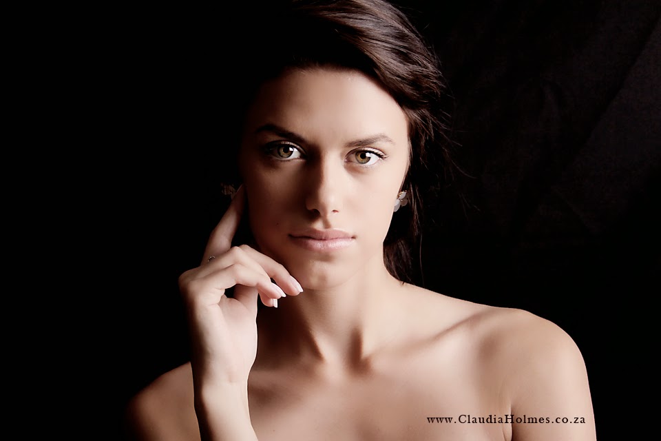 Claudia Holmes: Monique | Model | Studio