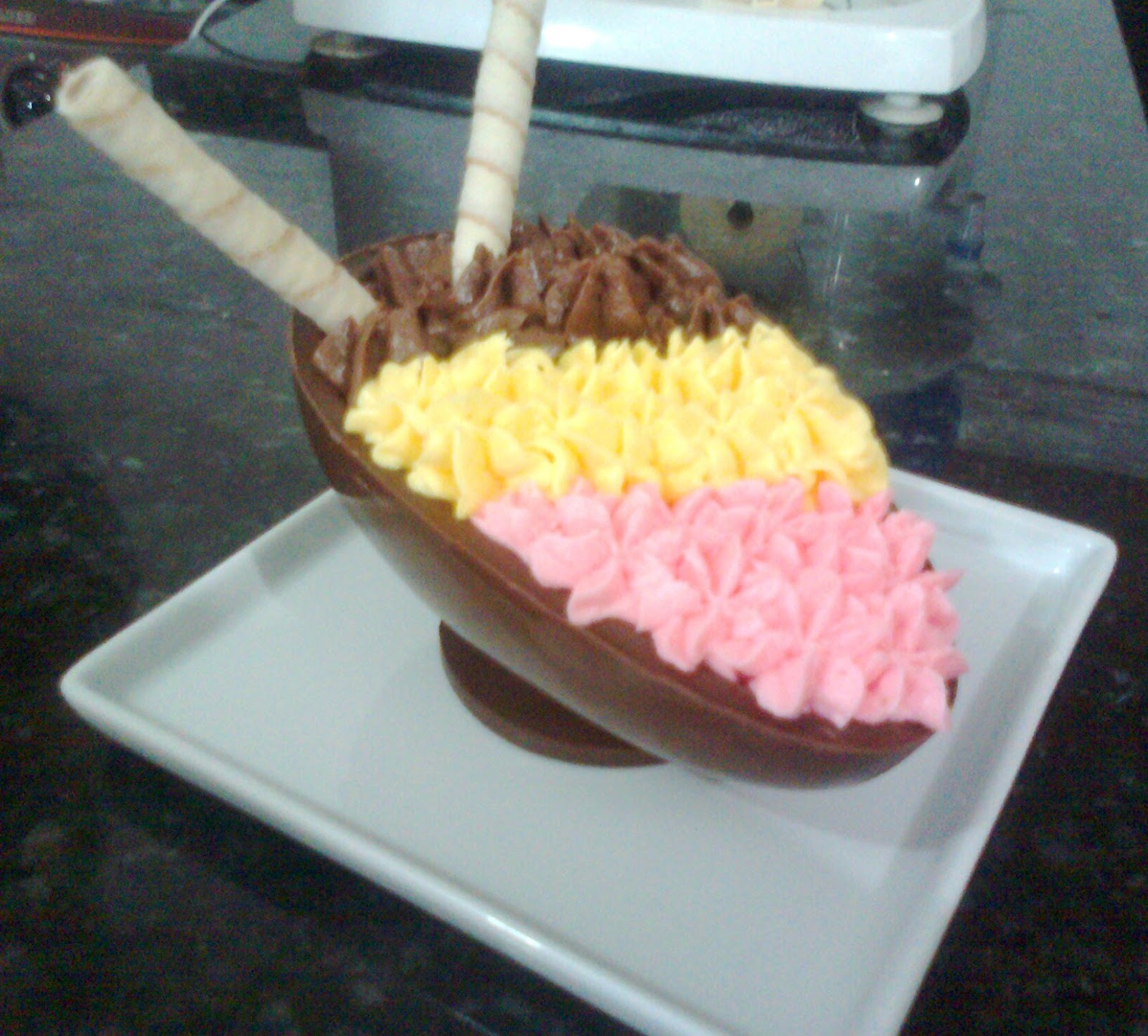 Recheio Mania: Ovo de Chocolate de colher é atração da Páscoa e uma ...