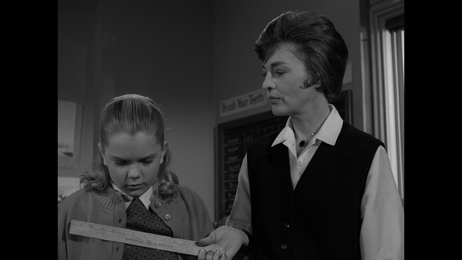 My Life in the Shadow of The Twilight Zone: TZ Promo: "Mute" (1/31/1963)
