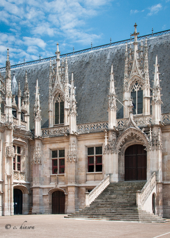 archi-trouve*: Gothic Architecture: Let There Be (More) Light