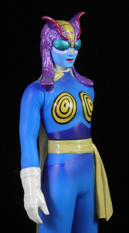 She's Fantastic: Kamen Rider - BEE WOMAN (HACHI ONNA)!