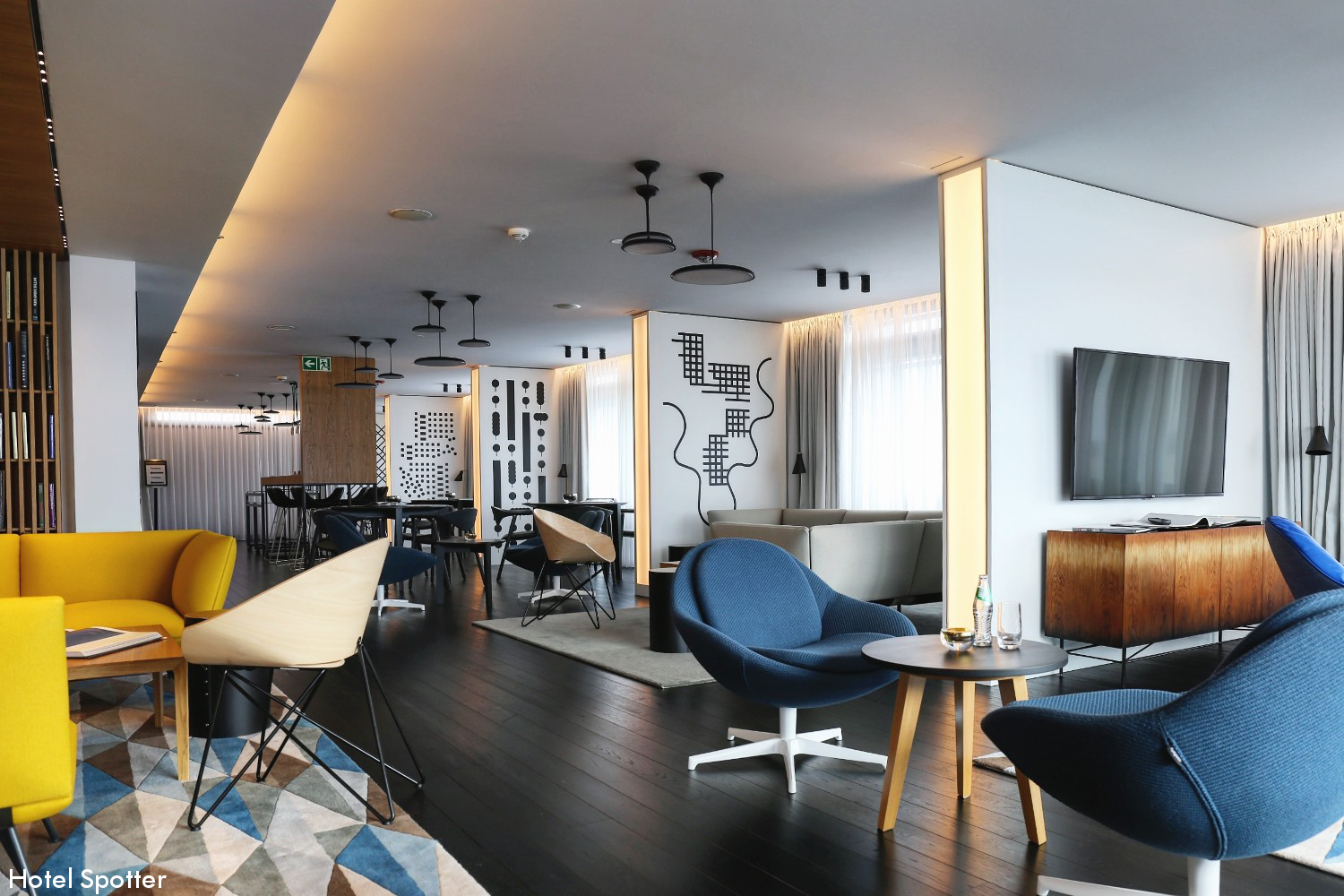 Salonik Club Lounge w Renaissance Warsaw Airport Hotel | Hotel Spotter