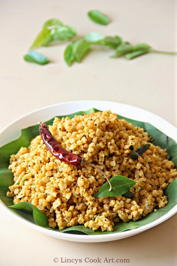 Vazhapindi Thoran/ Vazhai Thandu Poriyal/ Banana Stem Stirfry ~ Lincy's ...