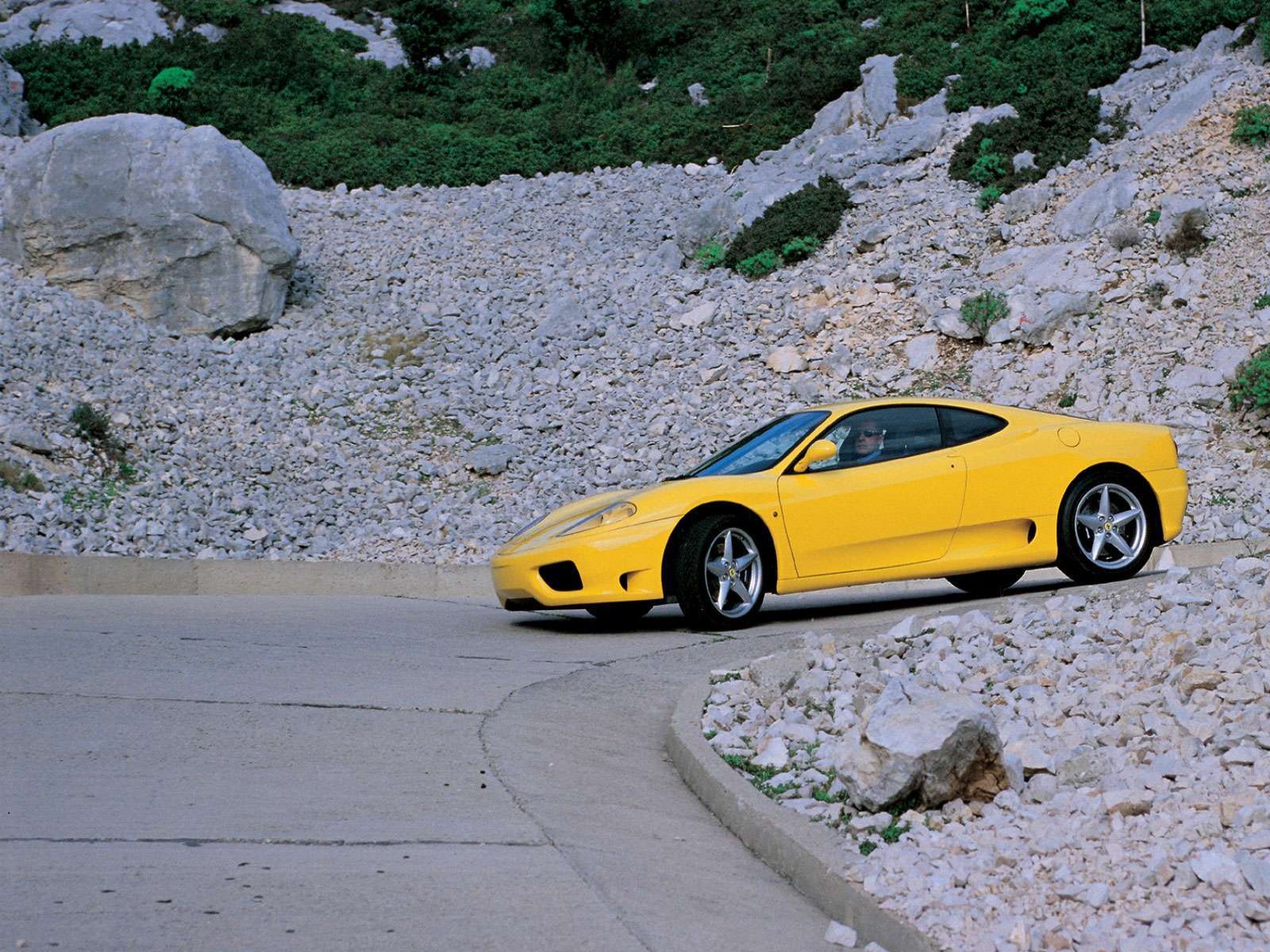 2001 - Ferrari 360 Modena (Full Pic)