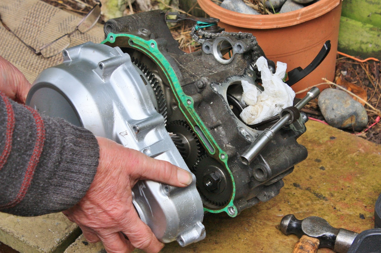 Yamaha YZF-R125 Owners Blog : Yamaha YZF R125 Gear selector shaft