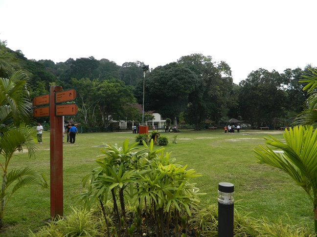 TimurBarat: ilham resort @ Tanjung Tuan, PD