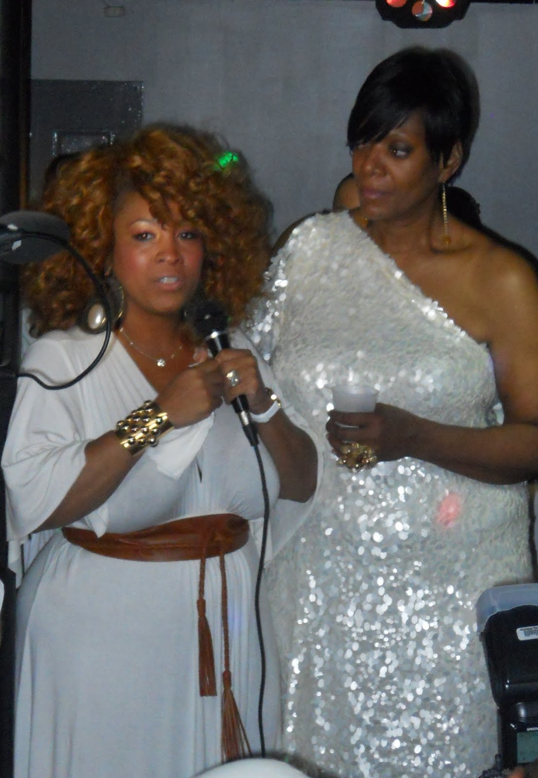 FFFWEEK ALL WHITE CRUISE - Stylish Curves