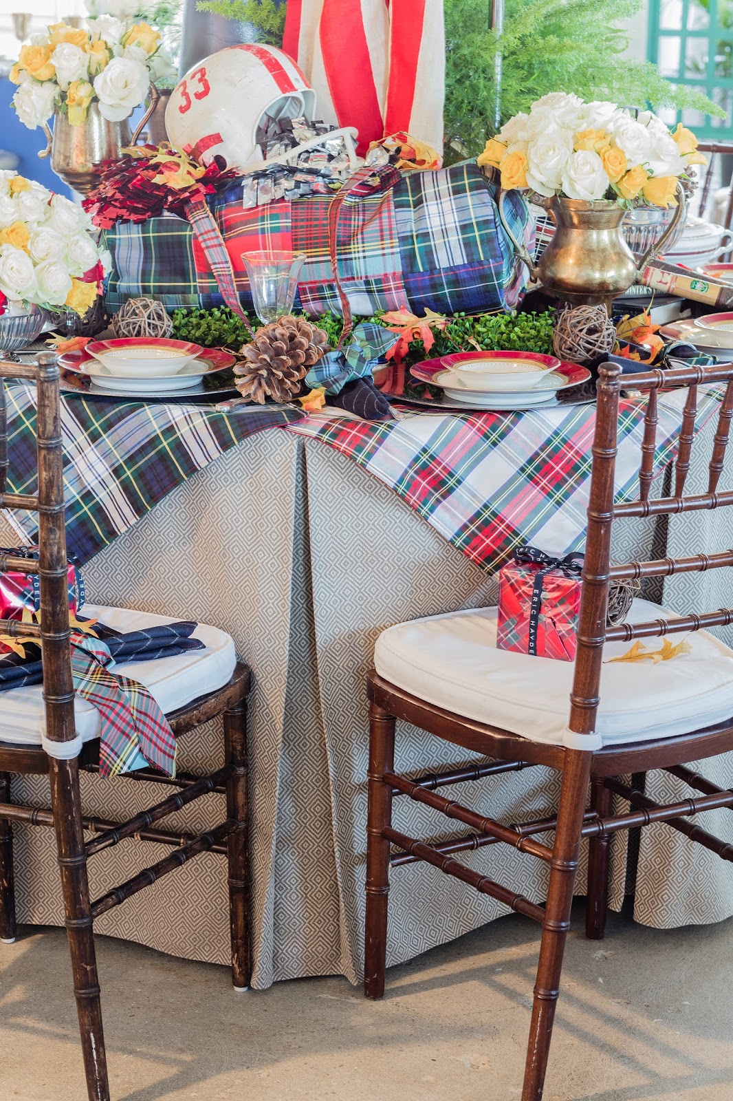 the pink clutch ...: Preppy Table For A Fabulous Cause
