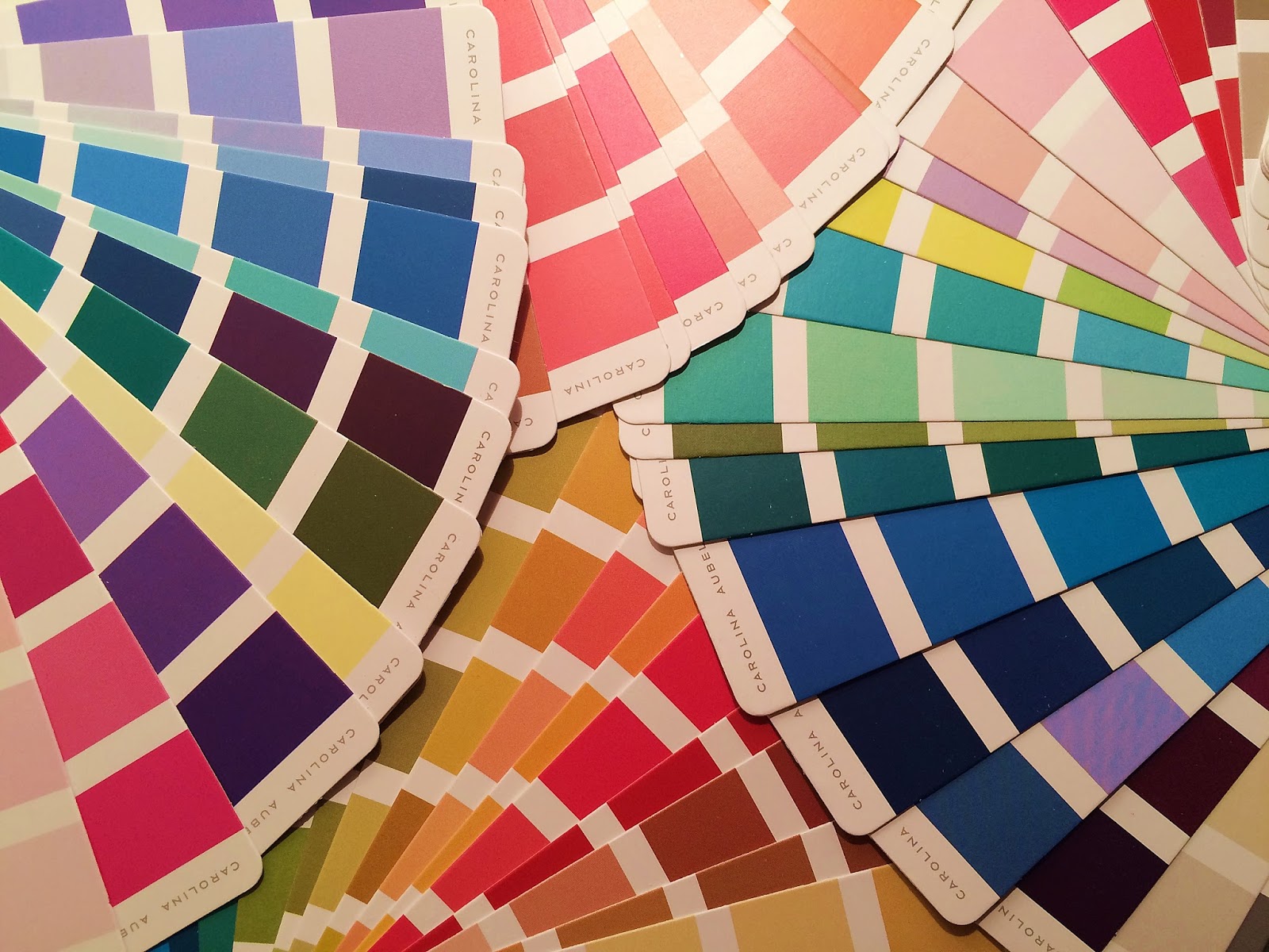 Vamos de compras: 8 formas de combinar colores sin equivocarse Blog de Moda