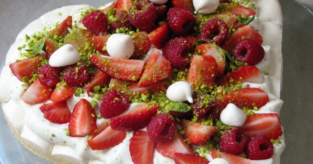 La cuisine d'ici et d'ISCA: Cœur meringué aux fruits rouges pour la ...