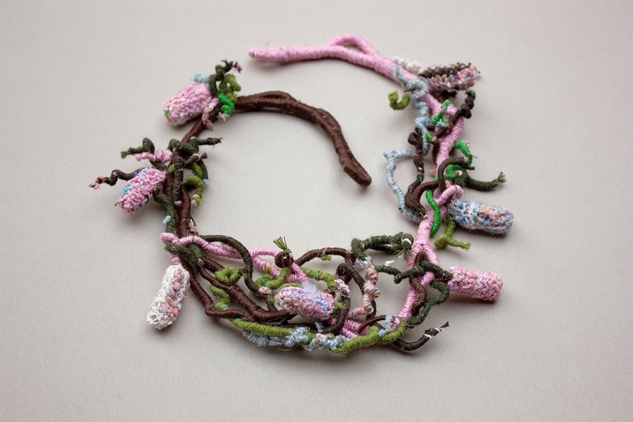 rRradionica: My favorite tree (Hazel & Magnolia) . Handmade necklaces