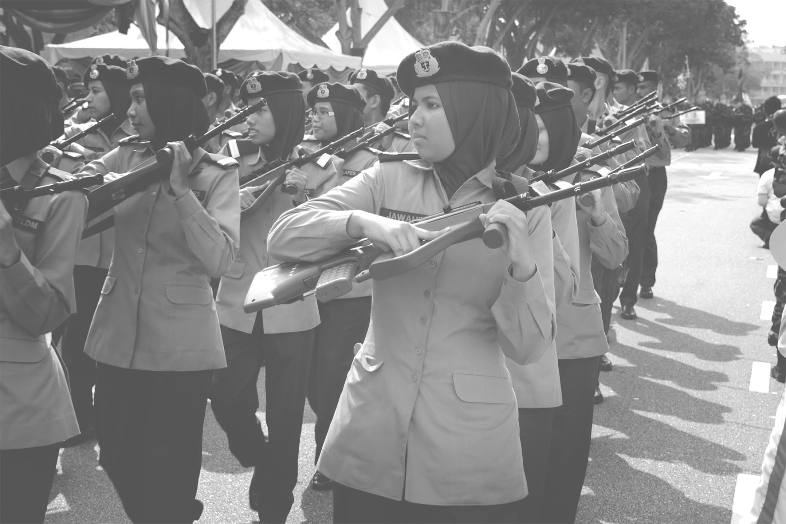 Merdekakah Kita Sebenarnya?