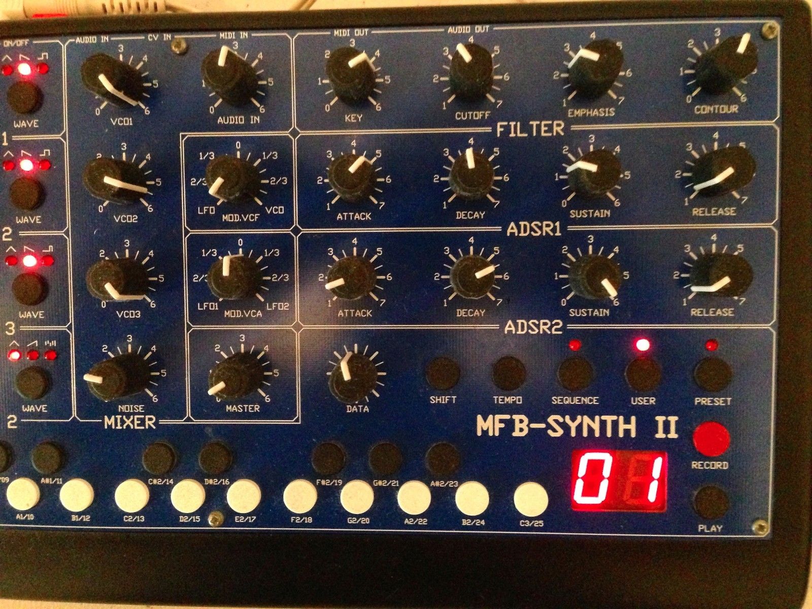 MATRIXSYNTH: MFB Synth II