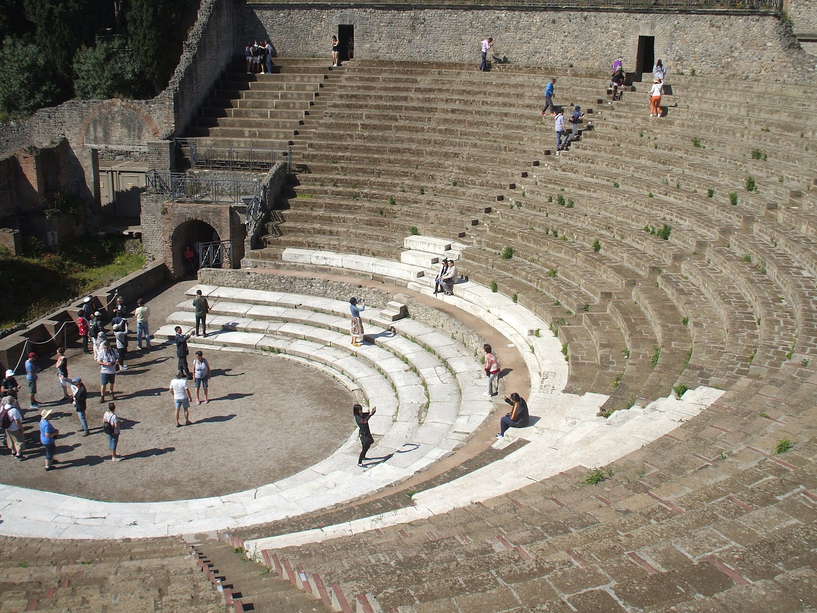 The On-Line Buzzletter: Italy Blog #81: Pompeii - Part 2: Amphitheater