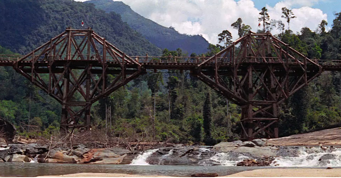 ශ්‍රී ලංකාවේ රූපගත කළ හොදම ඉංග්‍රීසි චිත්‍රපටයේ කතාව-The Bridge on the ...