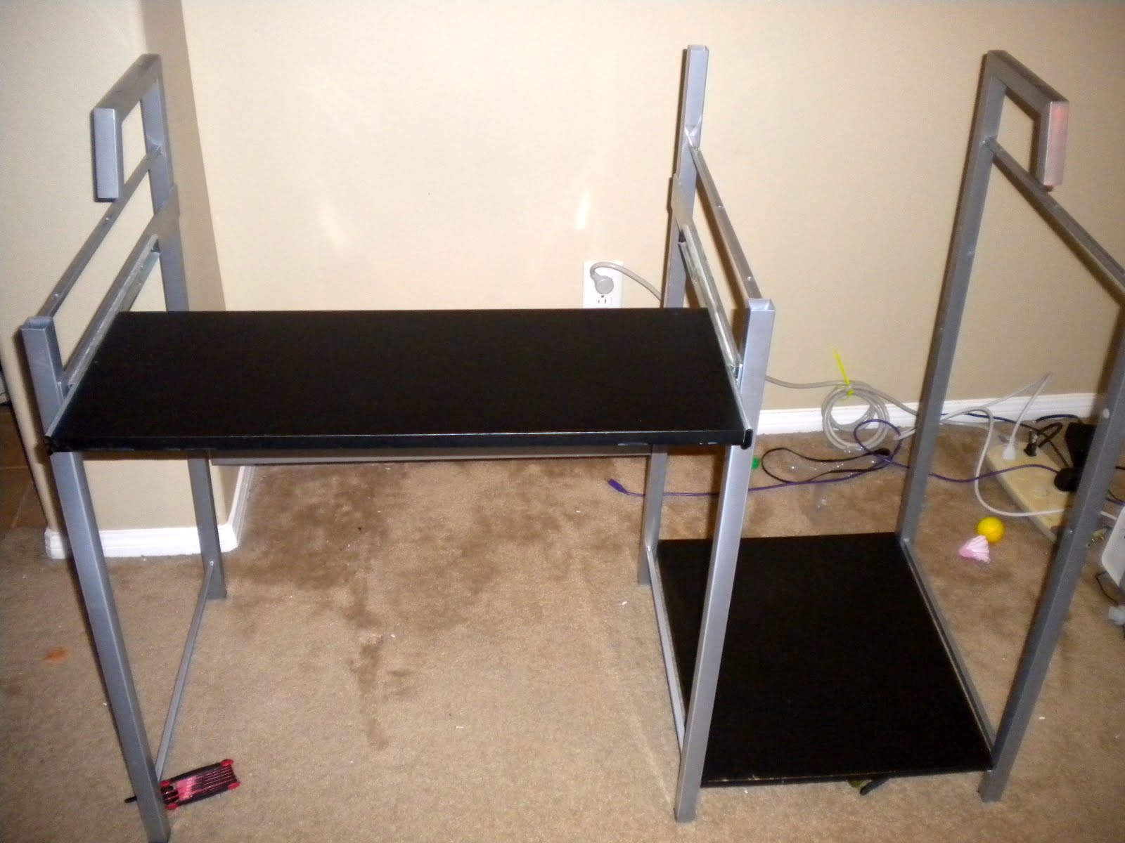 The Art of Alex Tafur: Sharpie Computer Desk Project