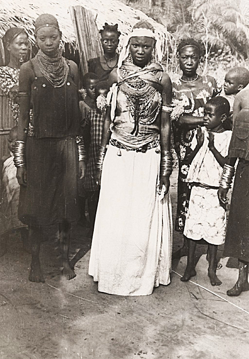 Encyclopédie de la mode gabonaise: Tradition Vili