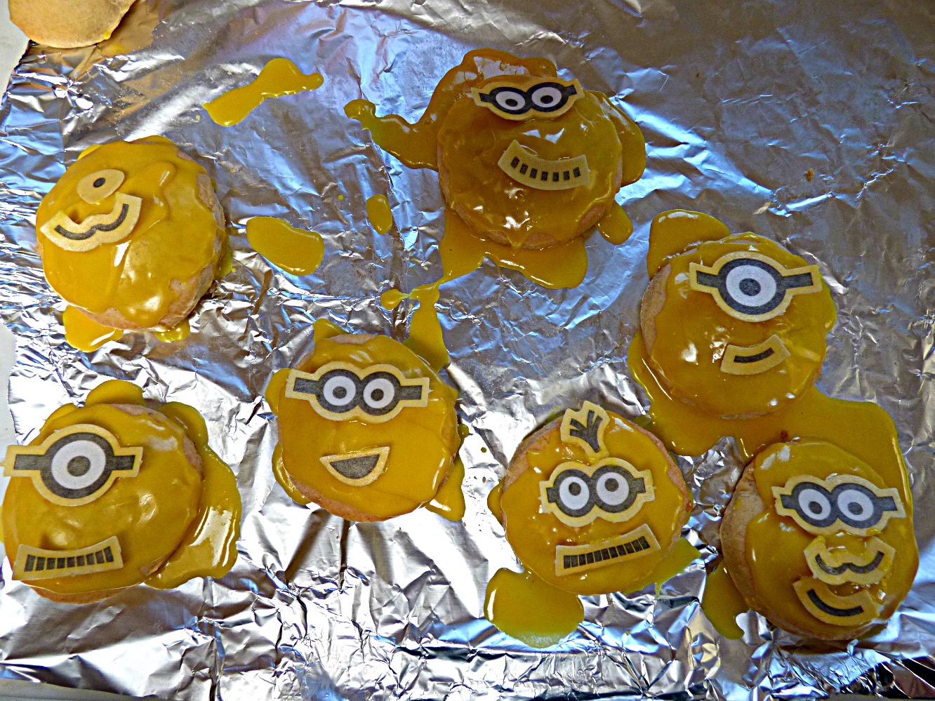 Chez Maximka: Minion biscuits