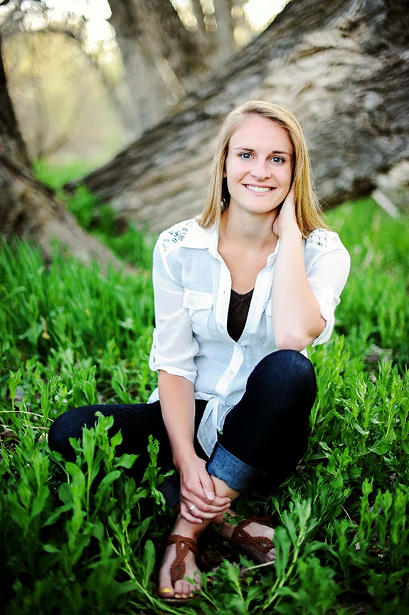 S.W. Portraits: Ally Monson-Seniors