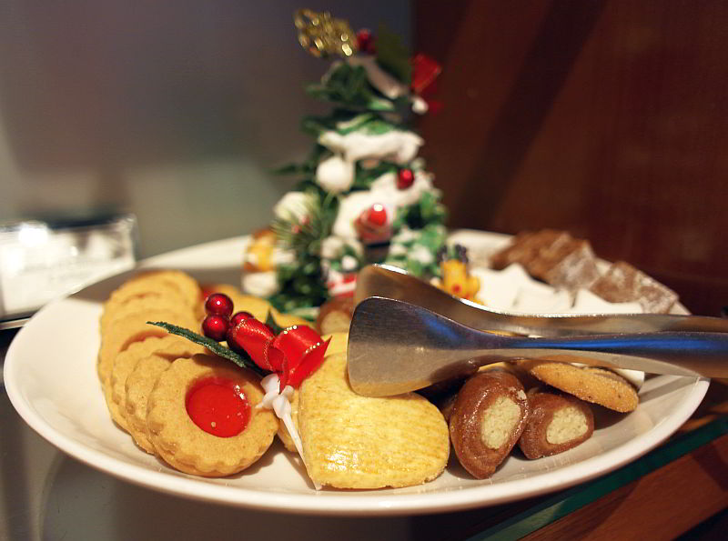 Purple Taste: Festive Dining - Colourful Christmas @ Café 2000 M Hotel