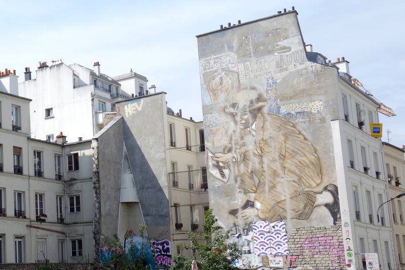 Paris : Rendez-vous à l’angle des rues de Belleville et Julien Lacroix ...